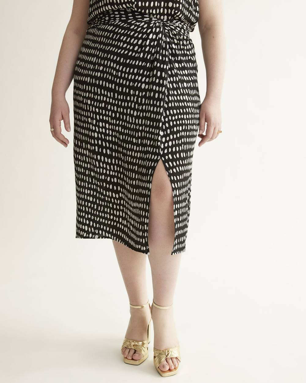 Jupe midi fendue à pois allongés avec taille torsadée | Penningtons