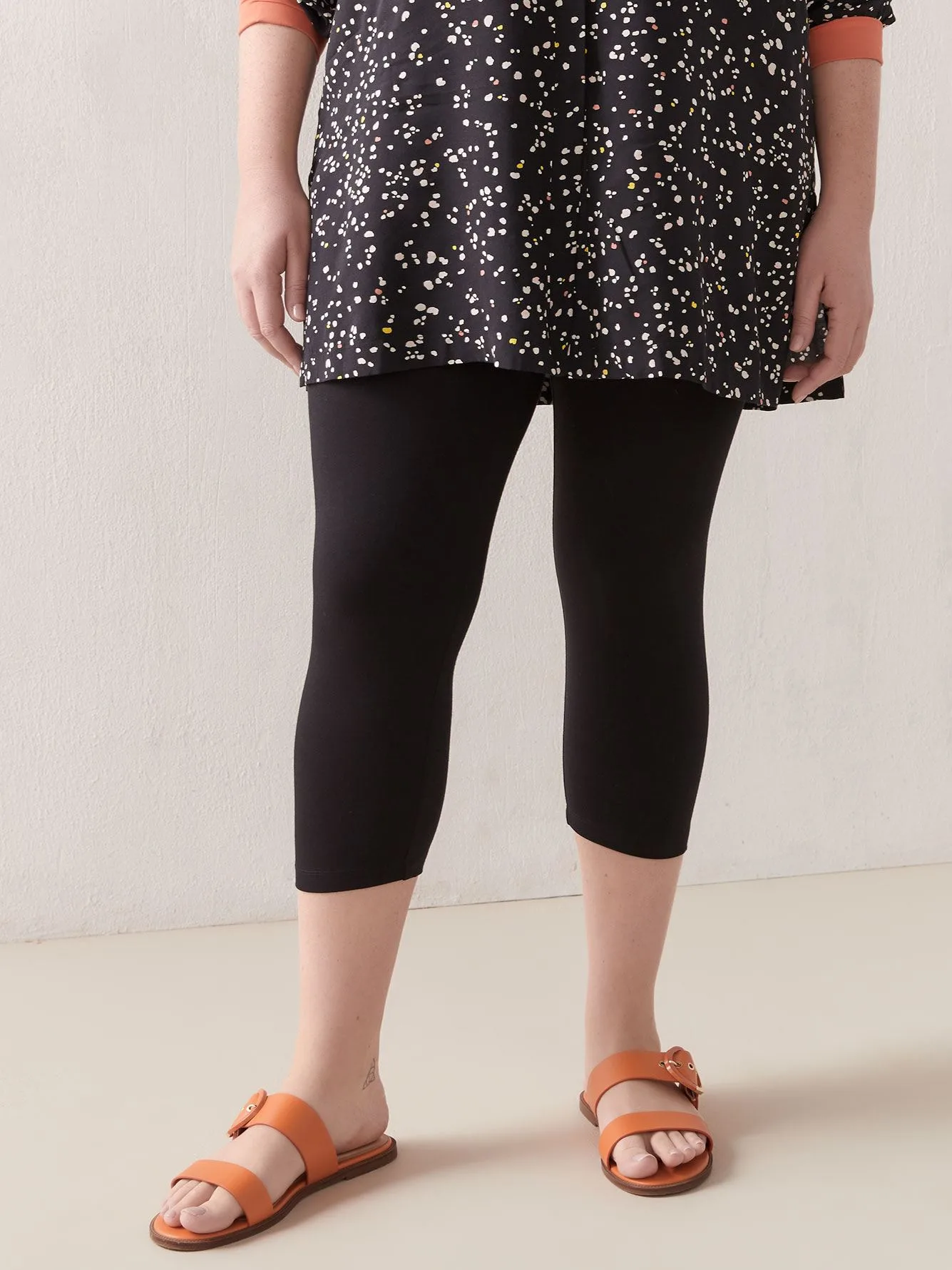 Basic Capri Legging | Penningtons