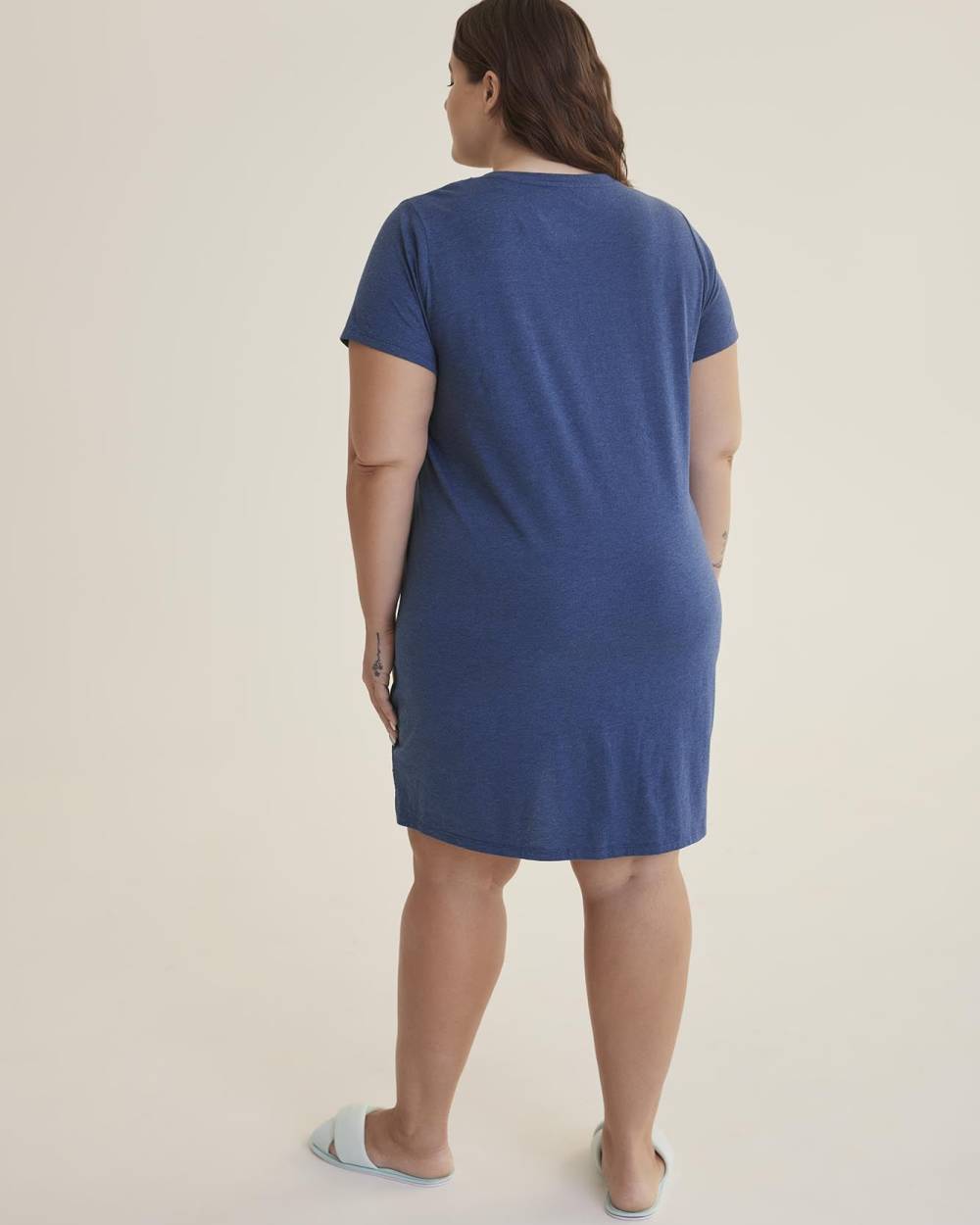 Short-Sleeve Short Sleepshirt with Printed Chest Pocket - ti VOGLIO ...