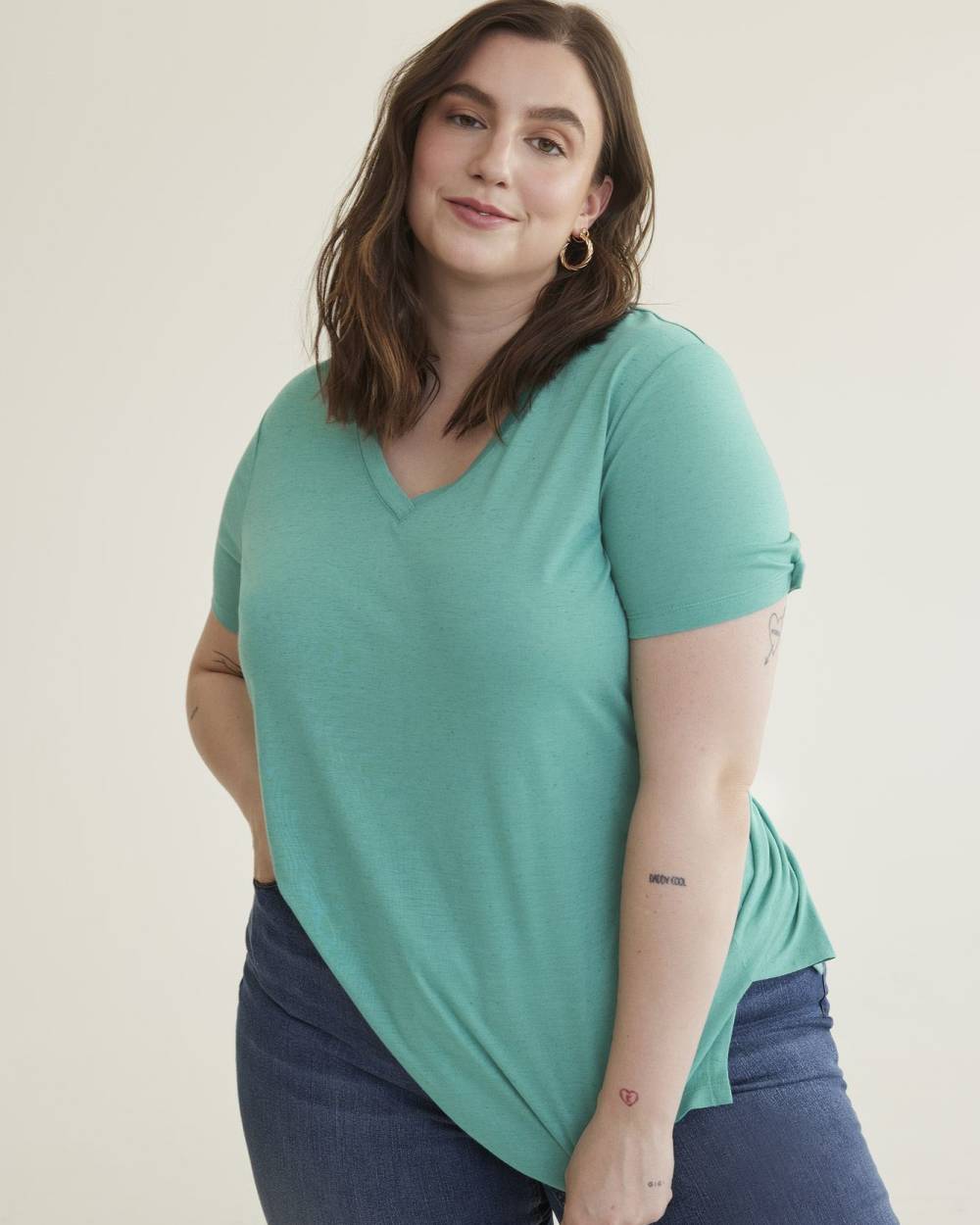 Linen Blend V-Neck Long T-Shirt | Penningtons