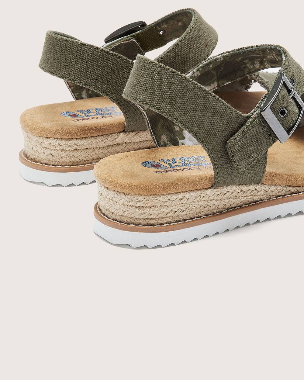 Sandale décontractée à une bande, pied large - Skechers | Penningtons