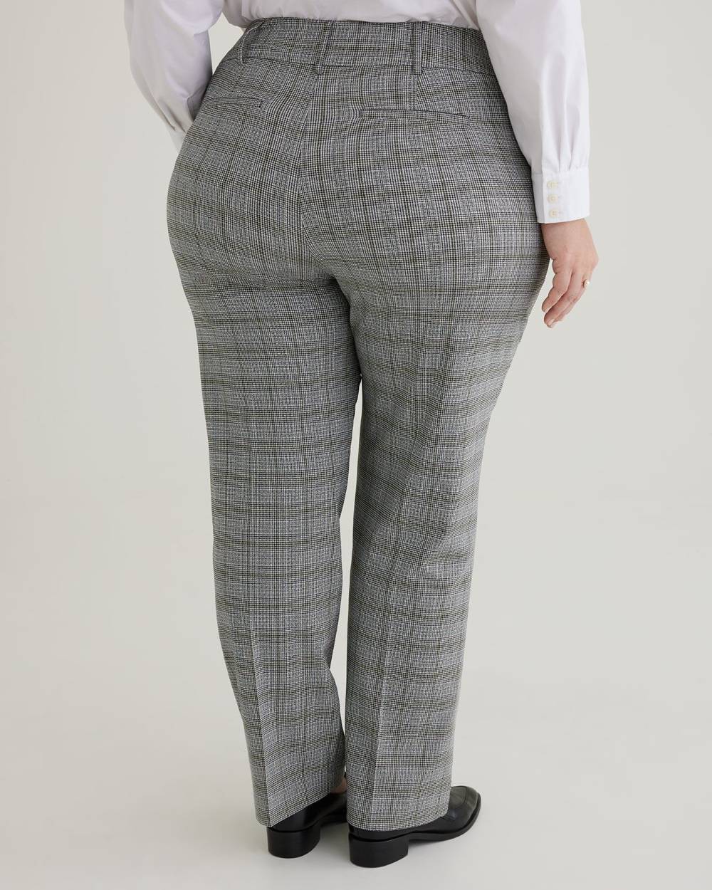 Plaid Straight-Leg Savvy Pant - PENN. Essentials | Penningtons
