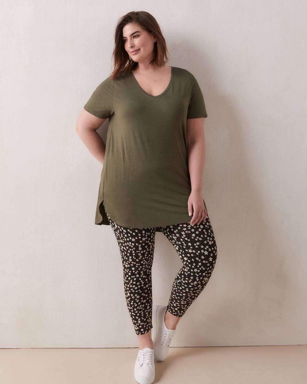 Modern Fit V-Neck Tunic - In Every Story | Penningtons