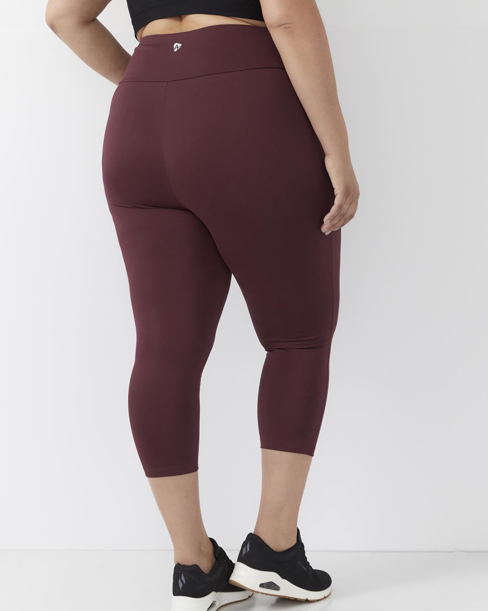 Solid Capri Leggings - Active Zone | Penningtons