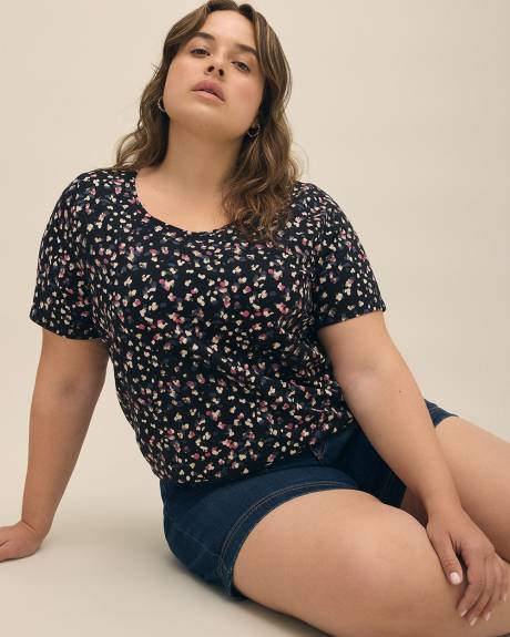 PENN. Essentials T-shirts | Plus-Size Clothing | Penningtons