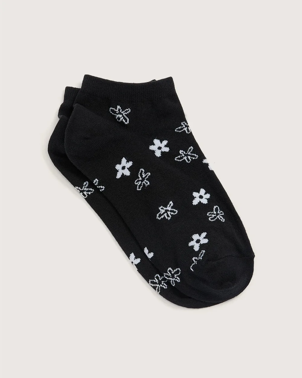 Ankle Socks with Daisy Pattern | Penningtons