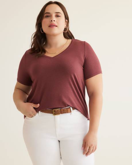 Plus Size T-shirts & Tank Tops | Penningtons