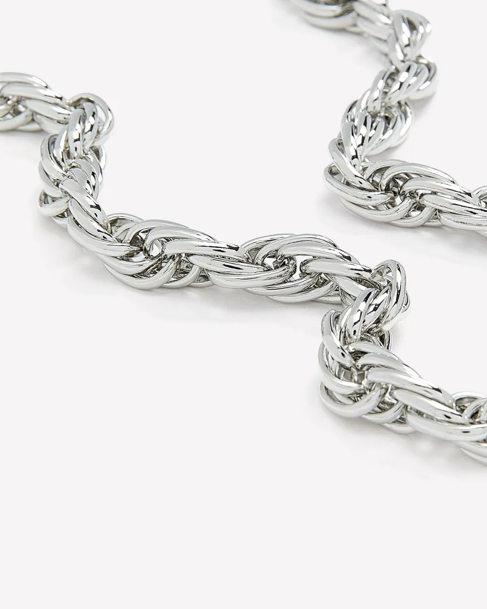 Short Chunky Twisted Chain Necklace | Penningtons