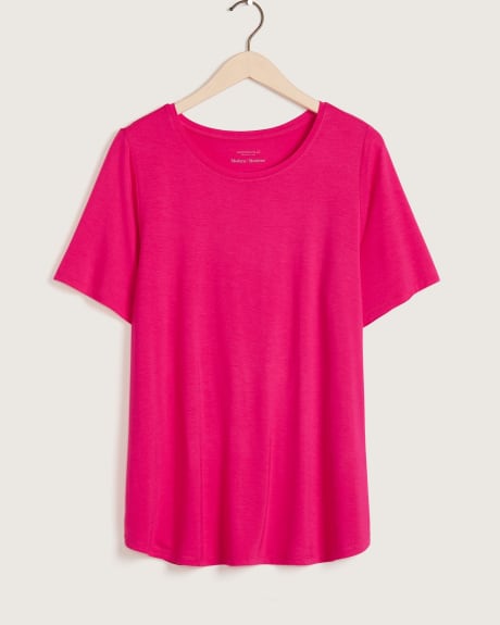 Plus Size T-shirts & Tank Tops | Penningtons