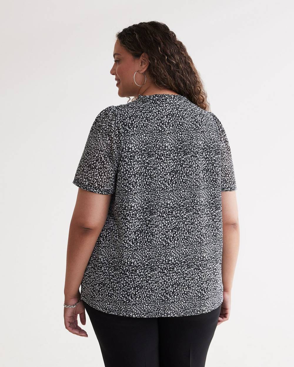 Sweetheart Swing Mesh Knit Top with Ruffled Sleeves | Penningtons