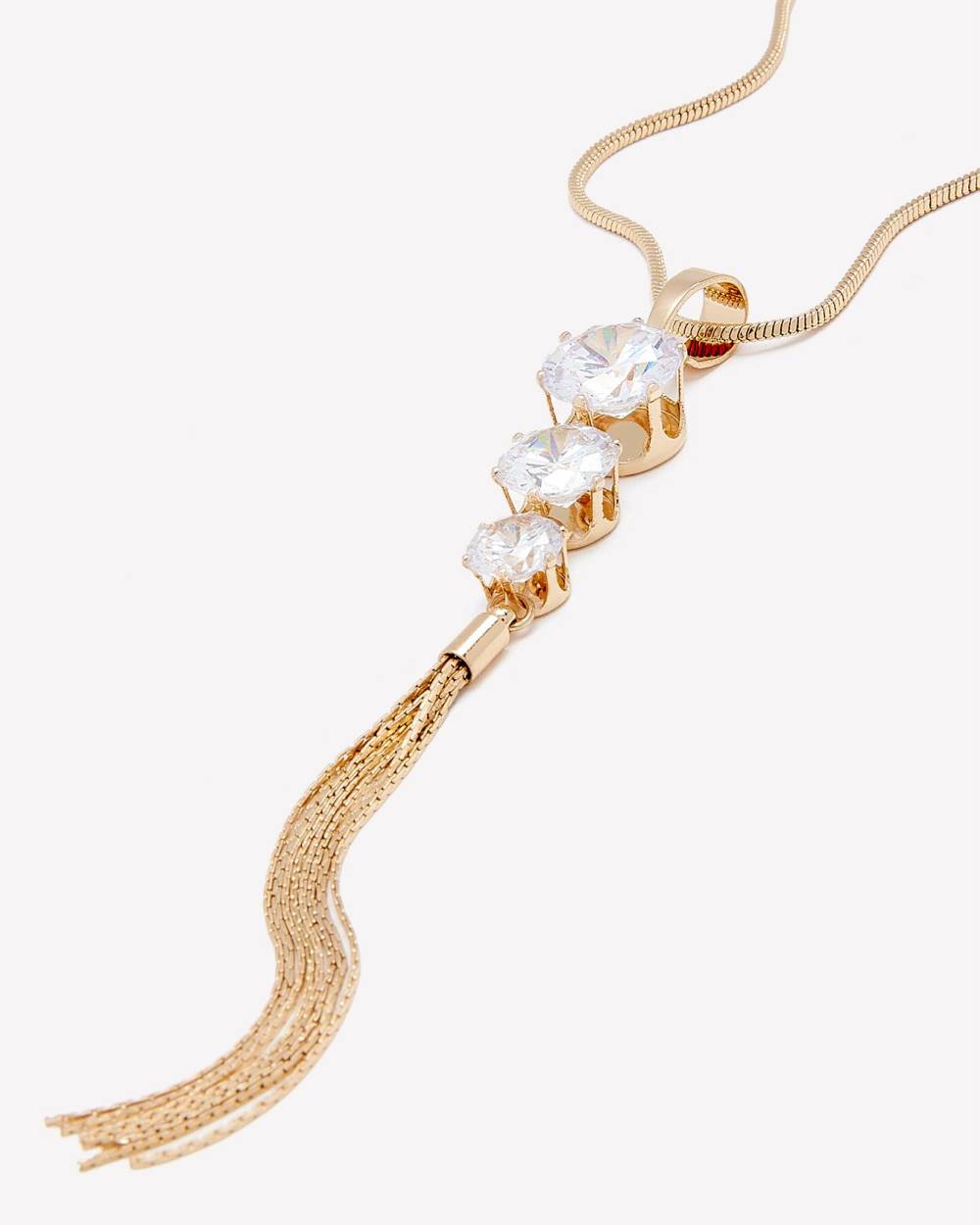 Collier long avec pendentif à trois pierres | Penningtons