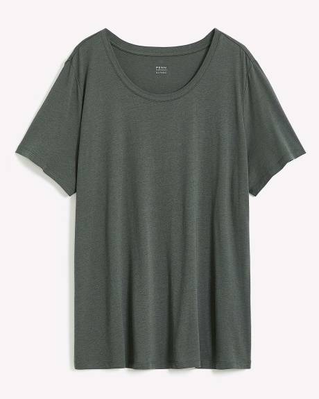 PENN. Essentials T-shirts | Plus-Size Clothing | Penningtons