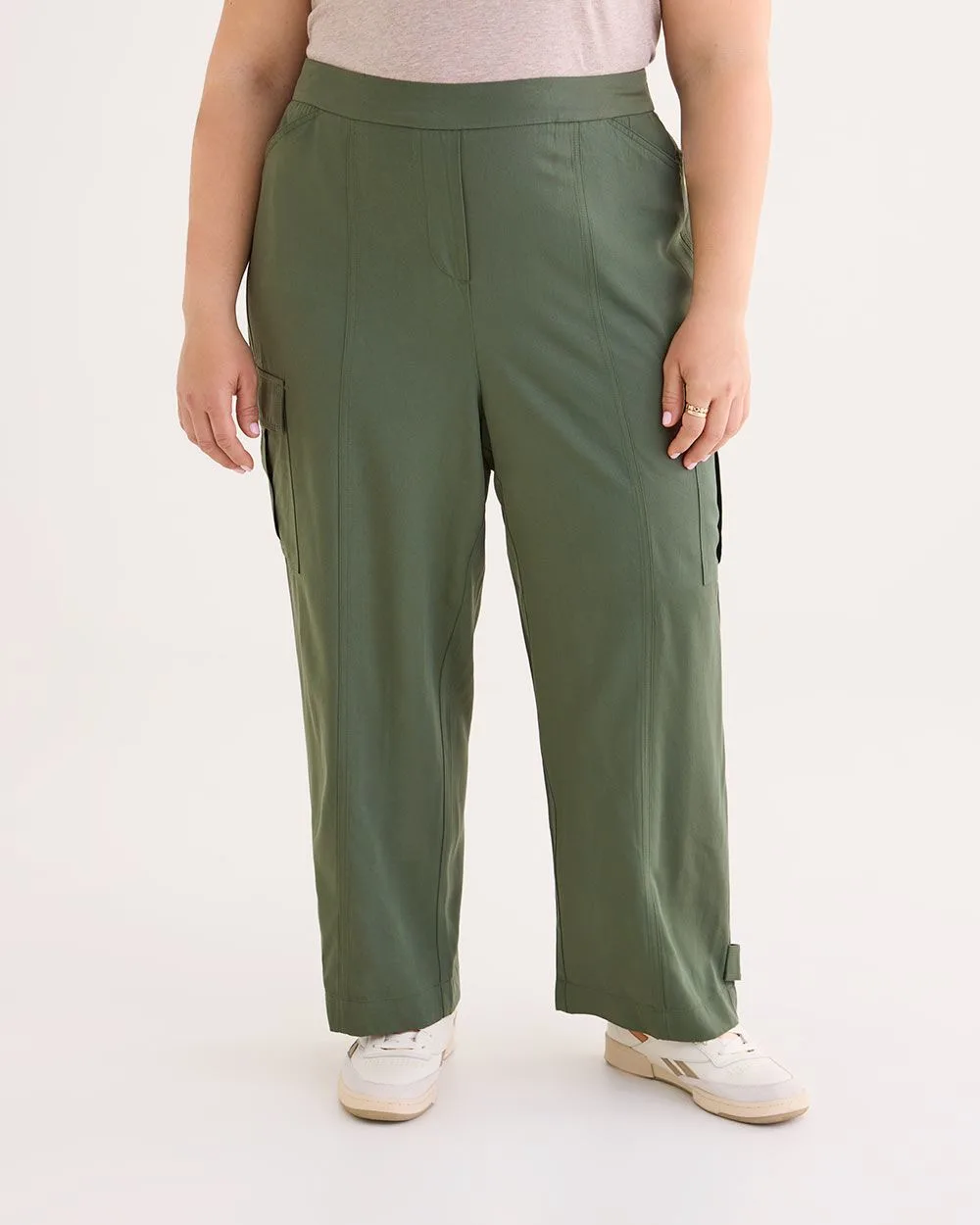 Cropped Straight-Leg Cargo Pant with Adjustable Hem Tab | Penningtons