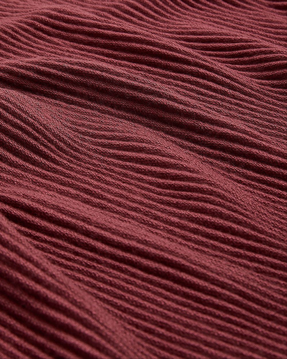 Diamond Pleat Light Scarf | Penningtons