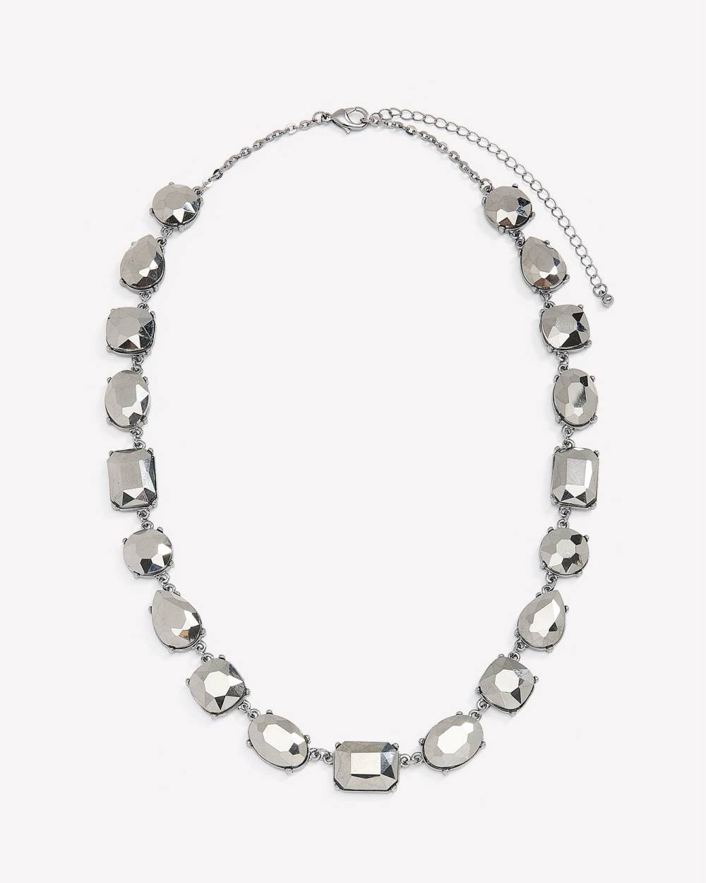 Collier court orné de grosses pierres noires | Penningtons