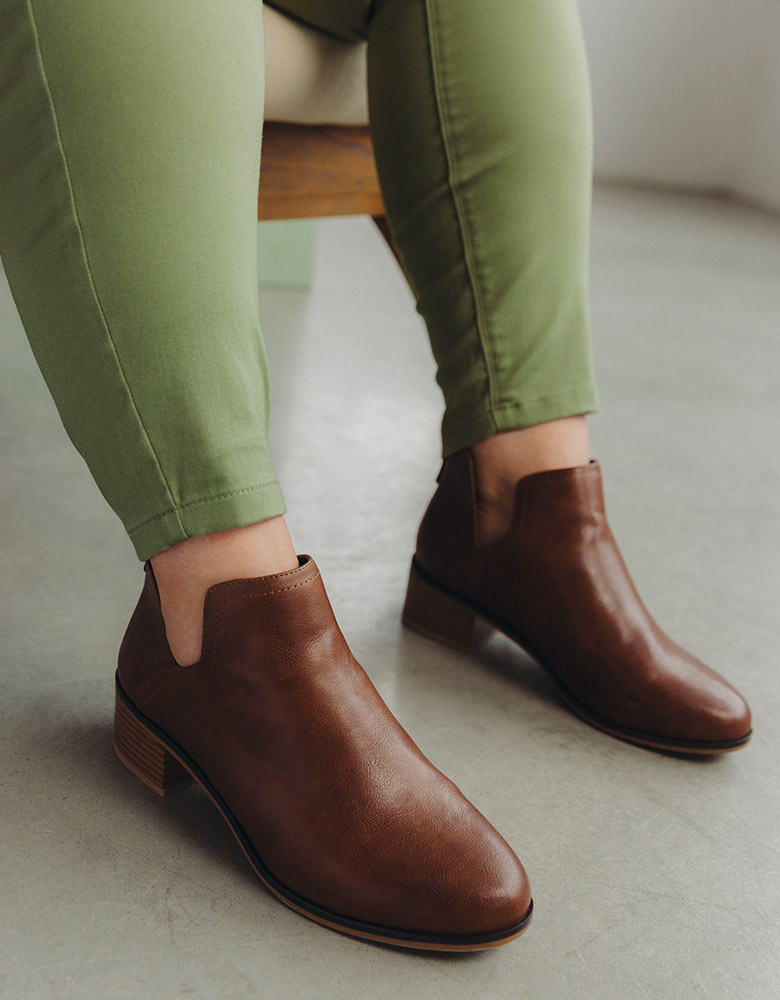 Plus Size Clothing - Stylish & Trendy Plus Size Fashions | Penningtons